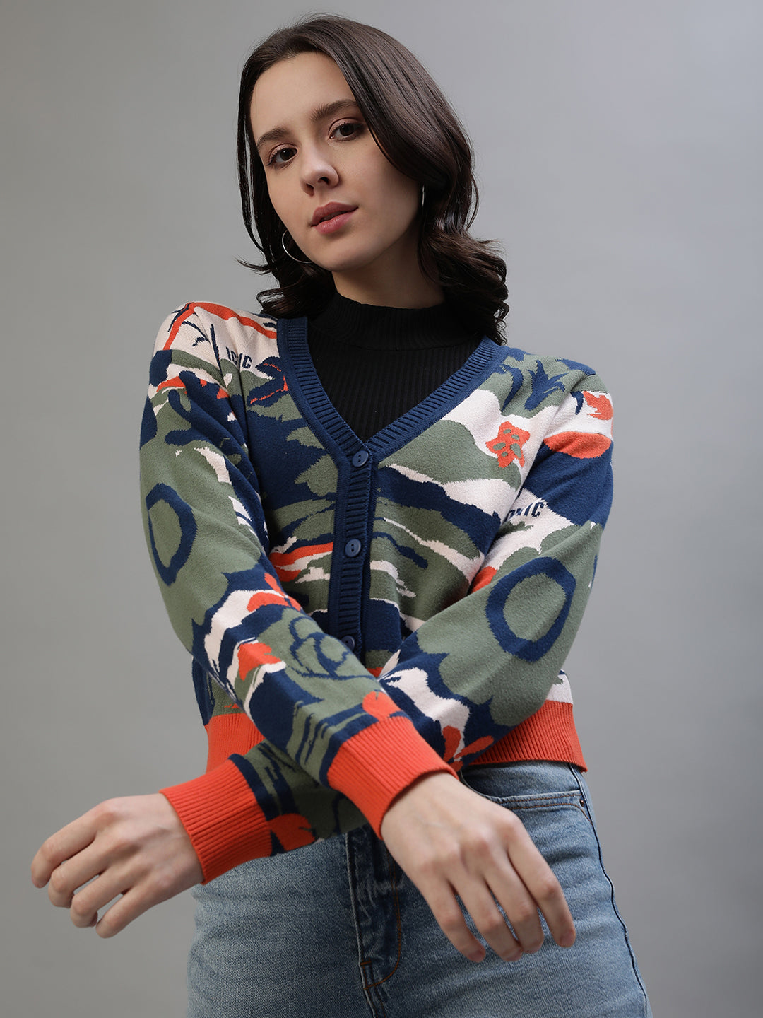 Shop Iconic Women Multicolor Printed V-Neck Full Sleeves Sweater Online ...