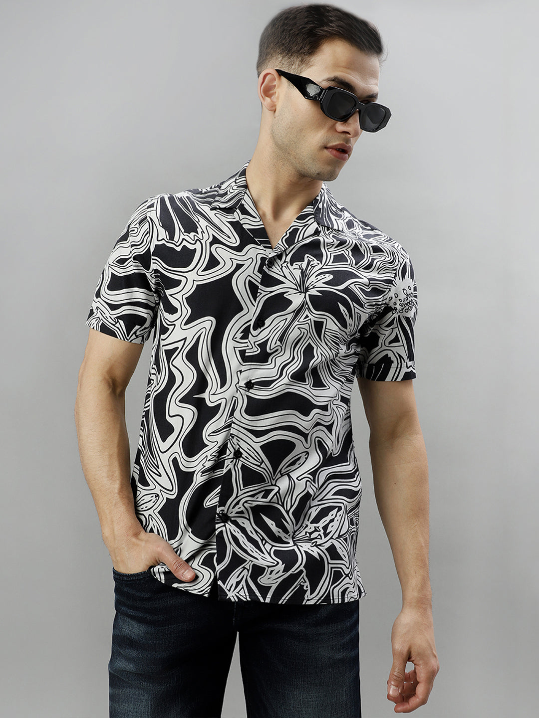 Shop Iconic Black Floral Print Regular Fit Shirt Online – Iconic India