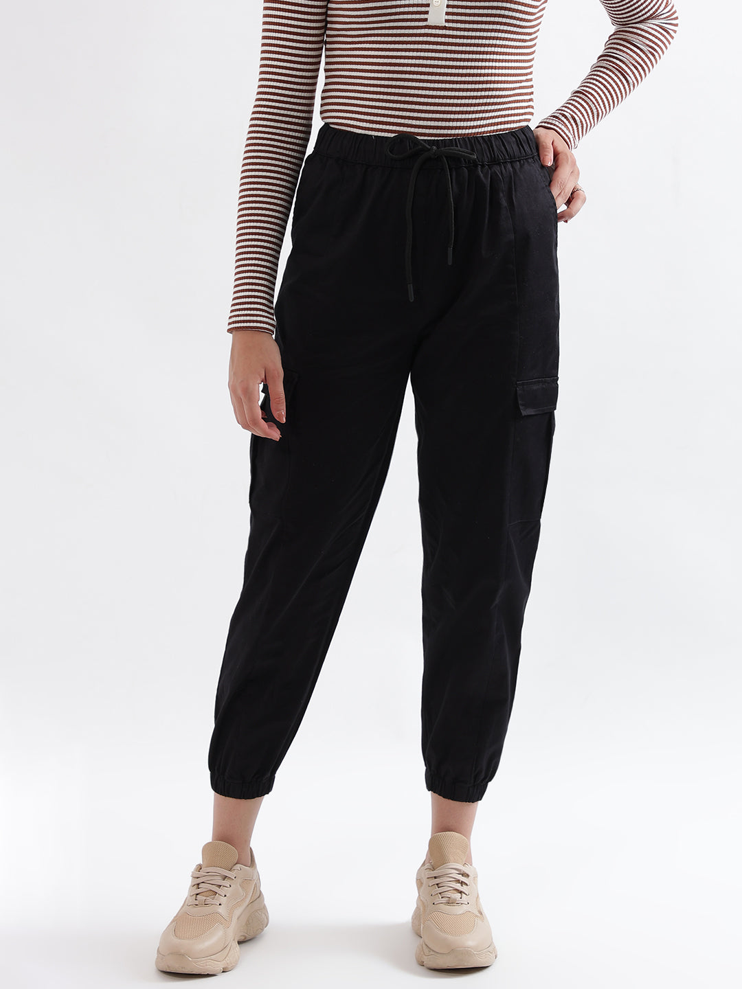 Shop Elle Women Black Solid Relaxed Fit Sweatpant Online – Iconic India